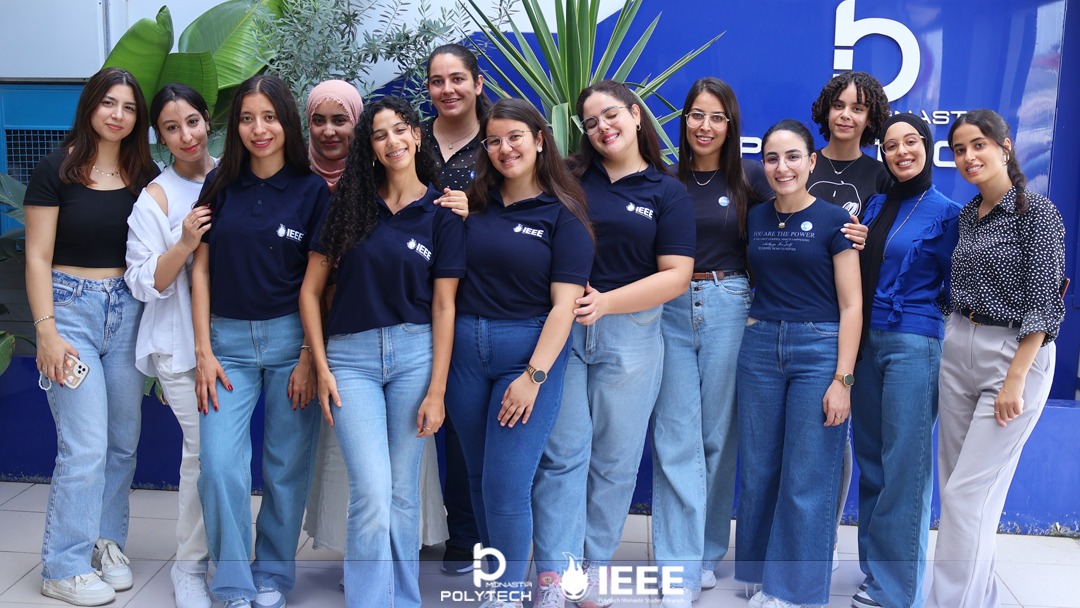 Retour en images sur le stand de la branche étudiante IEEE de l'École Polytechnique de Monastir ...